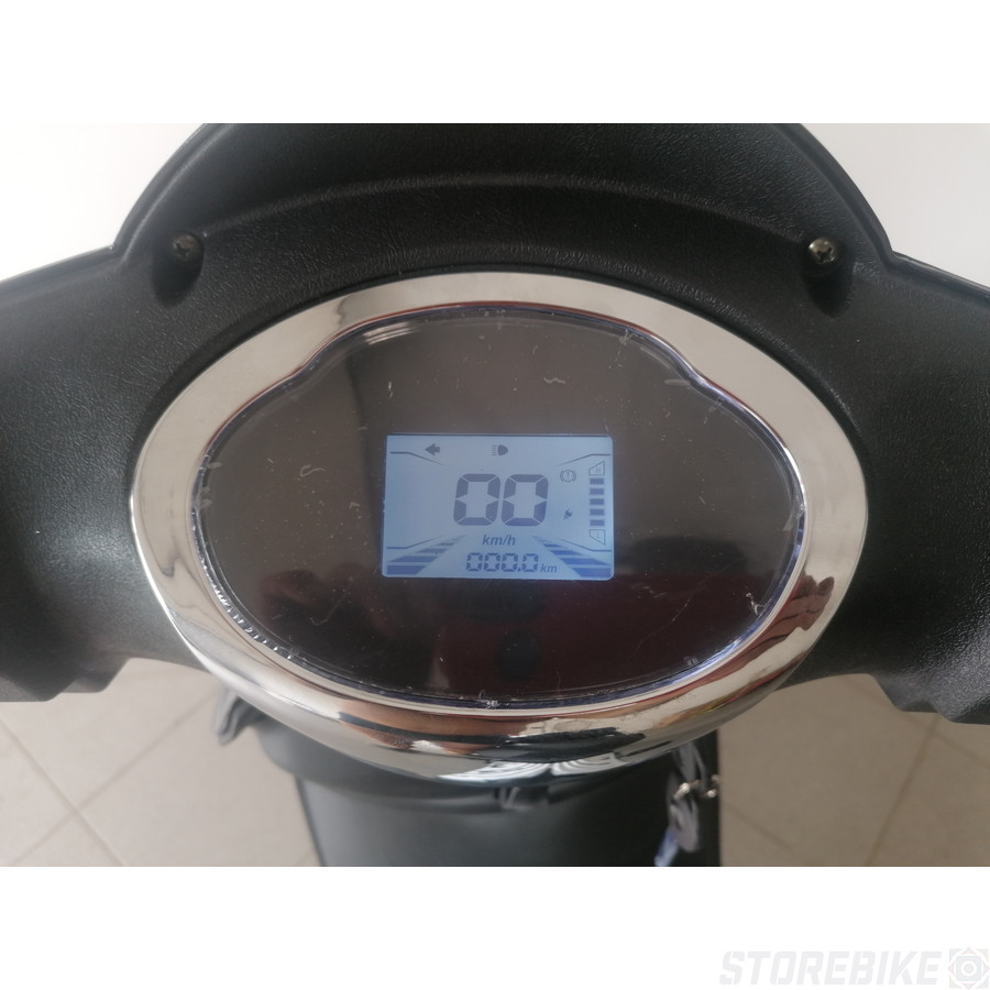 ZT-09 Classic ZTECH Elektromos Robogó/kerékpár 250W/48V/12Ah grafén ...